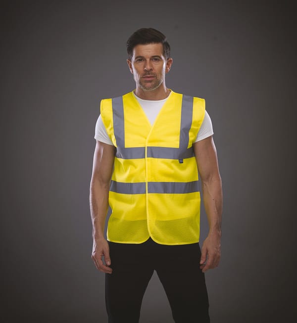 Chaleco Alta Visibilidad con malla reciclada entallada - Yoko